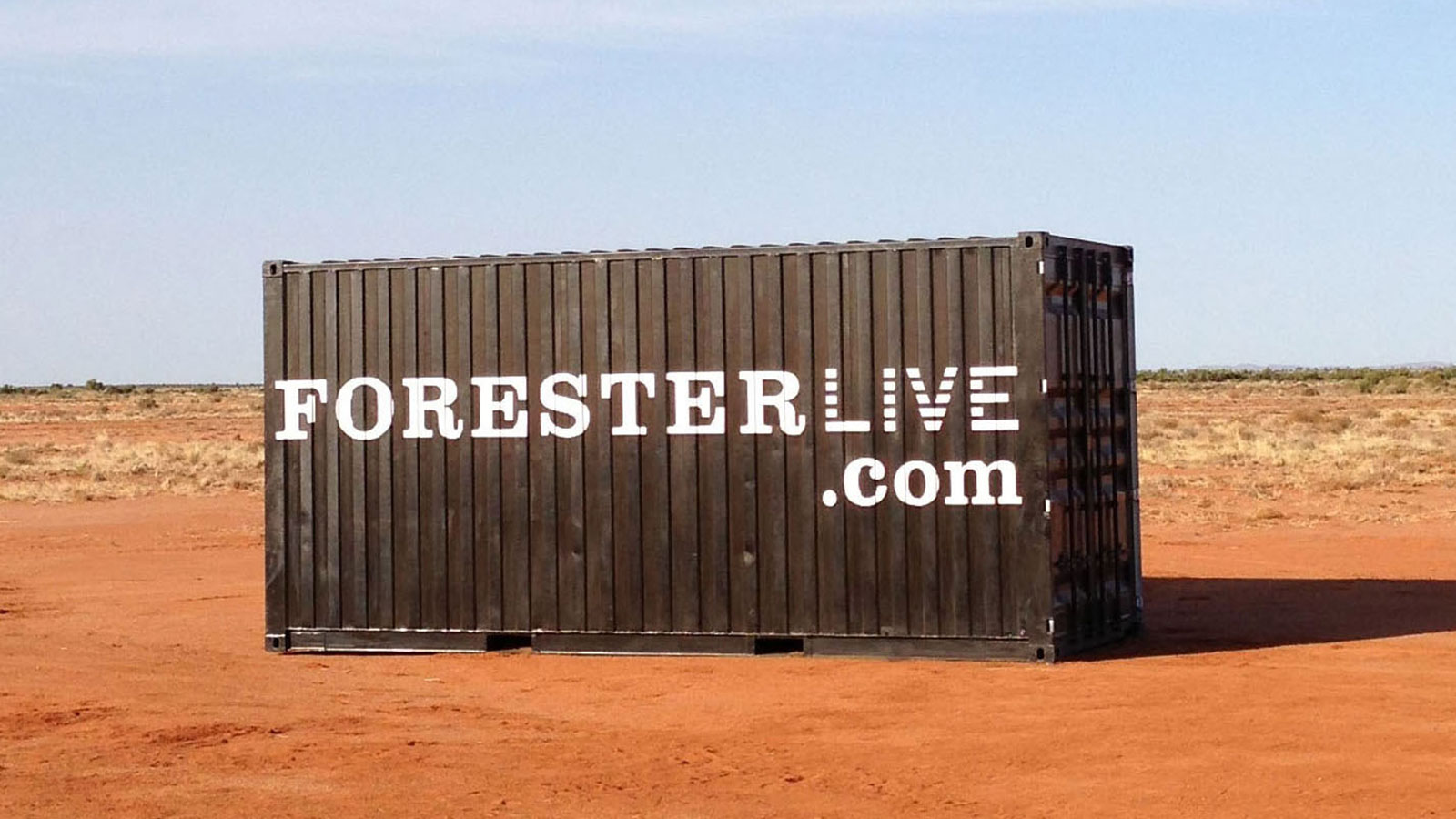 SUBARU FORESTER LIVE by 株式会社IAM(アイアム)