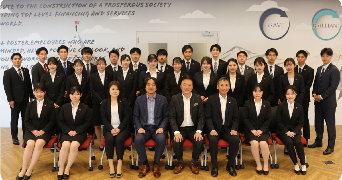 【2023年度_入社式】27名の新入社員が入社しました | プレミアグループ株式会社