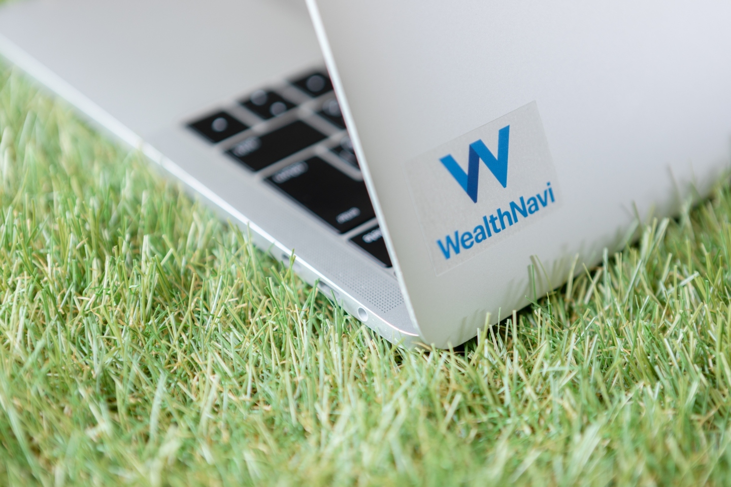 FinTechスタートアップを支えるアライアンス開発リーダー候補を募集 - WealthNavi（ウェルスナビ）のWebエンジニアの求人 - Wantedly