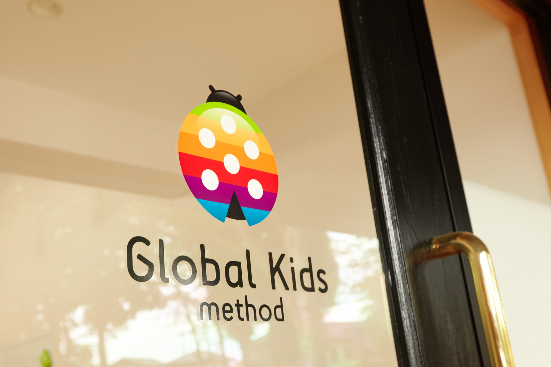 GLOBAL TREE GROUP-Sign design by ハッピーライフケア株式会社